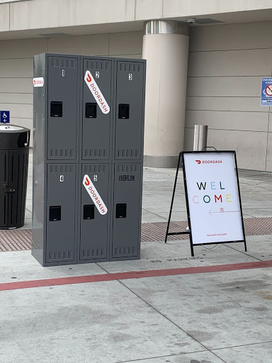 Introduction to DoorDash Lockers
